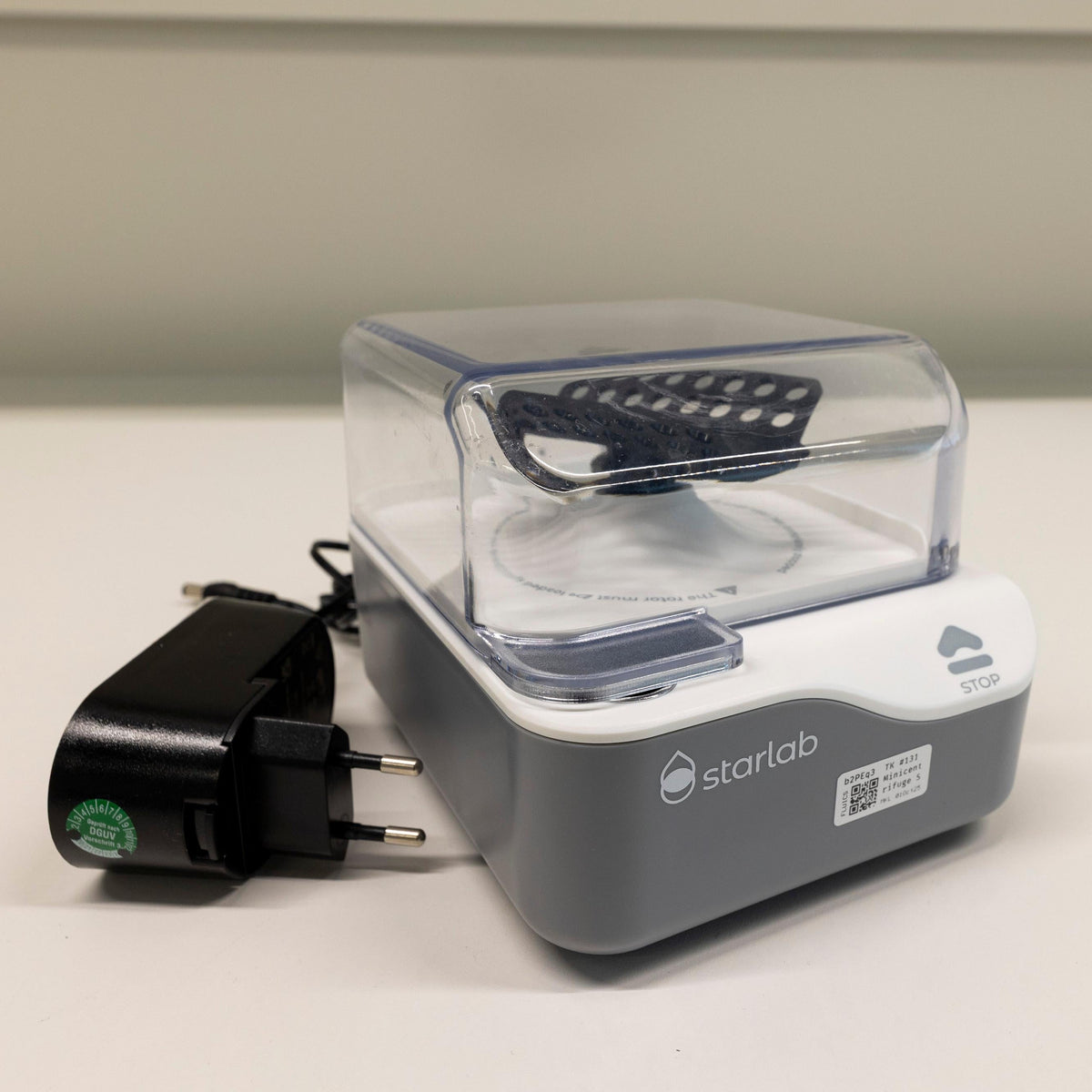 Starlab Mini Fuge Plus inkl. Rotor mit 32 Plätzen für 0,2-ml-PCR-Strei ...